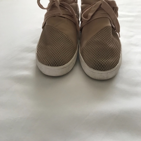 Steve Madden | Shoes | Steve Madden Lancer Sneaker Blush 85 | Poshmark